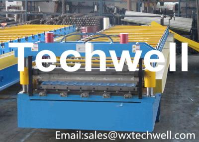 China High Speed Roof Panel / Roof Sheet Roll Forming Machine With Chain Drive PLC Control for sale