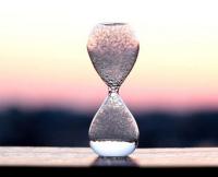 China Very popular 15 liquid colored bubble sand timer hot selling for sale