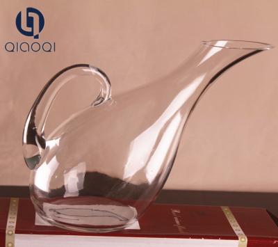China Competitive price Various Market beauty glass decanter with handle for sale
