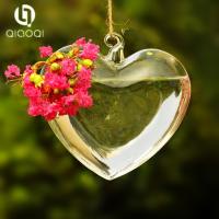 China Hanging heart shape hydroponic decoration glass vase for sale