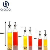 China high quality Clear square glass oil dispenser with stopper for sale