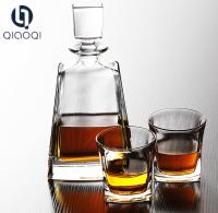 China whiskey cup whiskey decanter set 700ml for sale