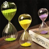 China beautiful vertical stripe pattern glass hourglass gift for sale