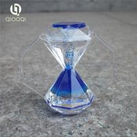 China Transparent diamond shape Liquid Oil hourglass souvenir for sale