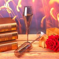 China Custom handmade OEM electroplate laser etched wine glass for sale