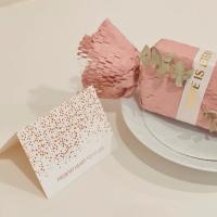 China Pink Honeycomb Paper – Soft Pink Expandable Wrap for Wedding Favors & Gift Bags for sale