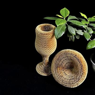 China Natural Kraft Honeycomb Sleeve for Irregular Glass – Expandable Protector for Vases & Sculptures for sale