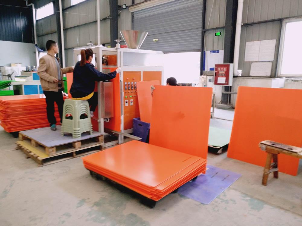 extrusion sealing edges machines for plastic lay pads