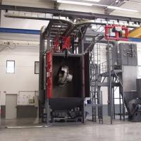 China Hanging Standard Parts Rust Removal Shot Blasting Machine for Industrial Applications for sale