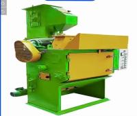 China Tracked Rubber Shot Blasting Machine for Cleaning Castings in Critical Applications for sale