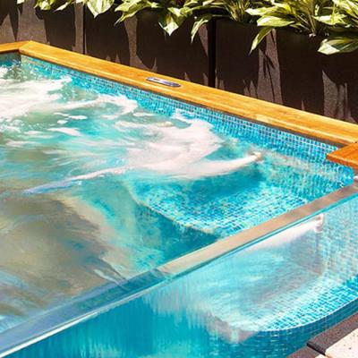 China Custom 40-150mm Thick Transparent Acrylic Wall Panels for Infinity Edge Pools with 10x Glass Strength for sale
