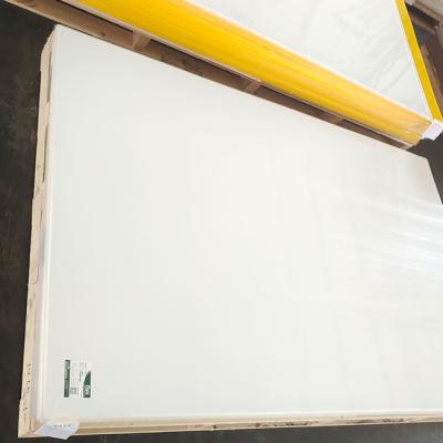 China Cast Acrylic Sheet 4ft x 8ft Transparent Plexiglass Panel 1.8mm-40mm Thickness for sale