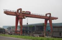 China Span 35m L Type Gantry Crane 50T Rail Mounted Quay Crane for sale