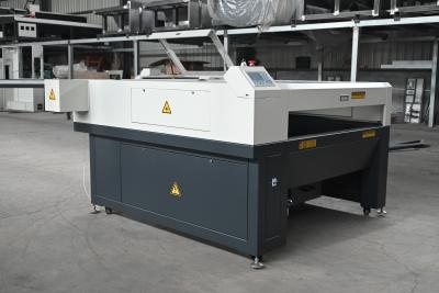 China High Accuracy CO2 Laser Cutting Machine 1300mm X 1300mm Mitsubishi Servo for sale