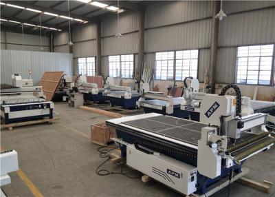 China 24000rpm 18000rpm 1.3mx2.5m 3D Woodcraft CNC Router for sale