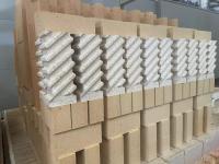 China 75-85% Al2O3 Content Alumina-Chrome-Zr Brick for High Alumina Chrome Zircon Refractory for sale