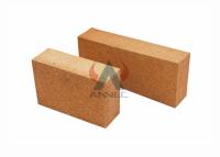 China Machine Pressed Refractory Clay Fired Brick For Tunnel Kiln for sale