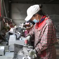 China Aluminum Die Casting and Sand Blasting in China Foundry Processing Foundry for sale