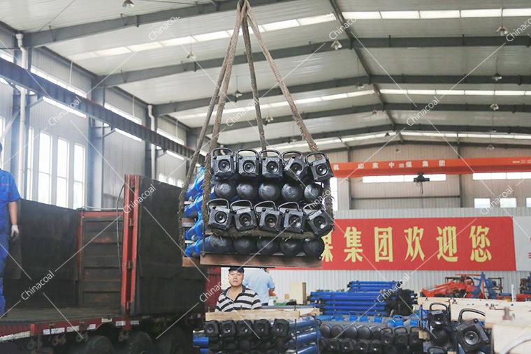 China Coal Group Sent A Batch Of Suspended Hydraulic Props To Shanxi Province China Coal Group Sent A Batch Of Suspended Hydraulic Props To Shanxi Province
