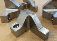 China CNC Machined Parts Stainless Steel L Crimp Terminal Connector With OEM Surface for sale