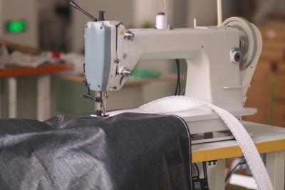 China Large-Shuttle-Hook FIBC Sewing Machine For Jumbo Bag Side Seam Stitching for sale