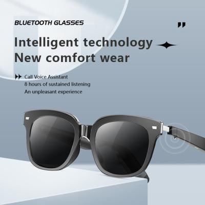 China 110mAh*2 Capacity Bluetooth Sunglasses With Music 8-10 Hour Glossy Black Spectacle Lens for sale