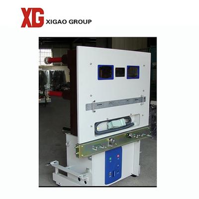 China 40.5KV Electrical Vacuum Interrupter Circuit Breaker 400A Galvanized for sale