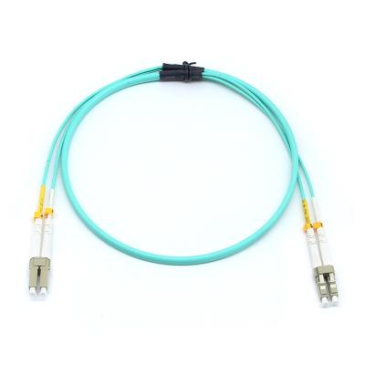 China Single-Mode Fiber Optic Patch Cord with Low Loss and High Reliability for Long-Distance Communication for sale