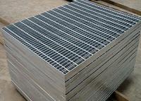 China Steel Grating Panel with 30-40mm Bearing Bar Pitch and 50-100mm Cross Bar Pitch for Industrial Platforms for sale