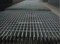 China Steel Grating Panel with 30-40mm Bearing Bar Pitch and 50-100mm Cross Bar Pitch for Industrial Platforms for sale