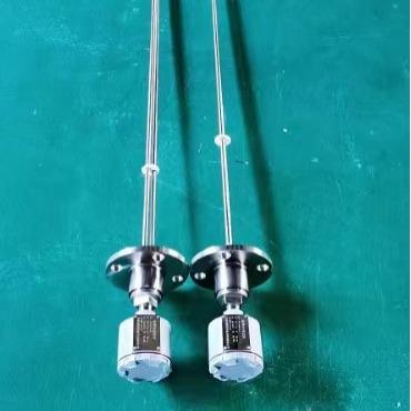 China Electrode Type Liquid Level Switch for Water Treatment 220VAC 5A for sale