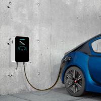 China 400V 32A 22kW Level 2 EV Charging Station Three Phase Input / Output Voltage for Home Electric Car Charging 22kw for sale