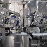 China Automatic Folding Wet Wipes Machinery Customized Single Sheet Wipes Making Machine for sale