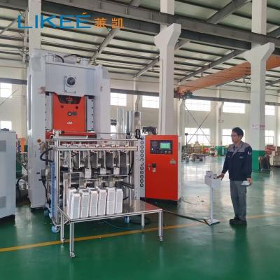 China Simense Motor Controlled  Pneumatic Type Aluminium Foil Container Machine for sale
