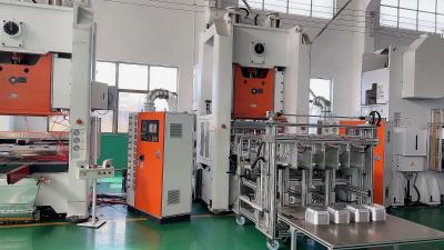 China Aluminum Foil Container Siemens Motors Four Cavity Making Machine With Easy Operation for sale