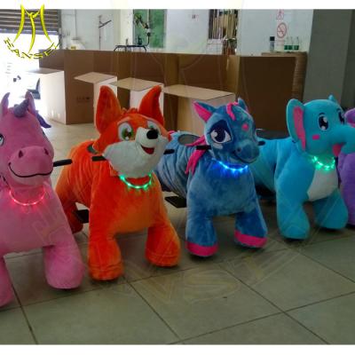 China Hansel walking panda animal ride coin operated and electrical toy animal riding with plush motorized aniaml for sale for sale