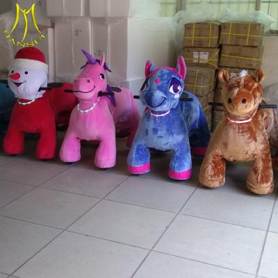 China Hansel  New designs 2018 battery operated plush toys stuffed animals on wheels for sale
