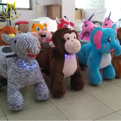 China Hansel amusement park stuffed electric kiddy rides walking animal toy rides for sale
