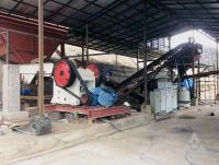 China Industrial 200 Tph Stone Jaw Crusher  Professional For Mining Granite for sale