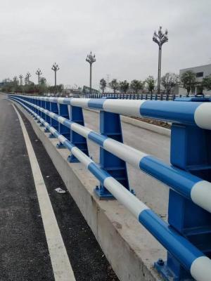 China Heavy Duty Steel Structure with PVC Rainspout, Long Service Life, and Bolted or Welded Connections for sale
