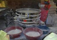 China Industry Vibration Screening Machine Rotary Vibration Sieve for Soya Bean Milk for sale