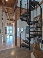 China Modern Steel Spiral Stairs with Stainless Steel Balustrade Custom Width 700-1800mm for sale
