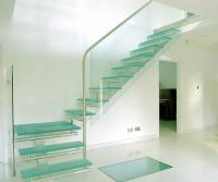 China Modern Glass Step Straight Staircase with Stainless Steel Glass Railing 700-1800mm for sale