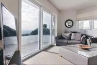 China Aluminum Lifting Glass Sliding Door 10-15mm Thickness for High Rise Buildings for sale