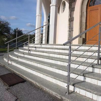 China Outdoor Stainless Steel Balcony Handrail 304 316L Staircase Balustrade 1 Meter MOQ for sale