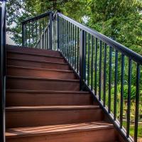 China Simple Design Outdoor Aluminium Railings Balcony Stair Balustrade 1500mm Width 1020mm Height for sale