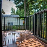 China Simple Design Outdoor Aluminium Railings Balcony Stair Balustrade 1500mm Width 1020mm Height for sale