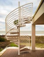 China Custom Outdoor Spiral Staircase 600-800mm Width Stainless Steel Glass Tread for sale