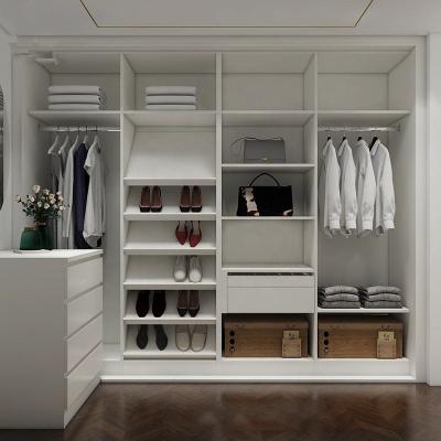 China Modern Solid Teak Wood Wardrobe High Gloss Walk In Closet Custom 2400mm for sale