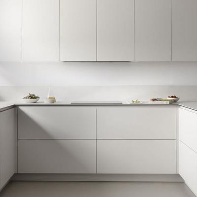 China Custom White Gloss Lacquer MDF Kitchen Cabinet Set E0 Grade 18mm for sale